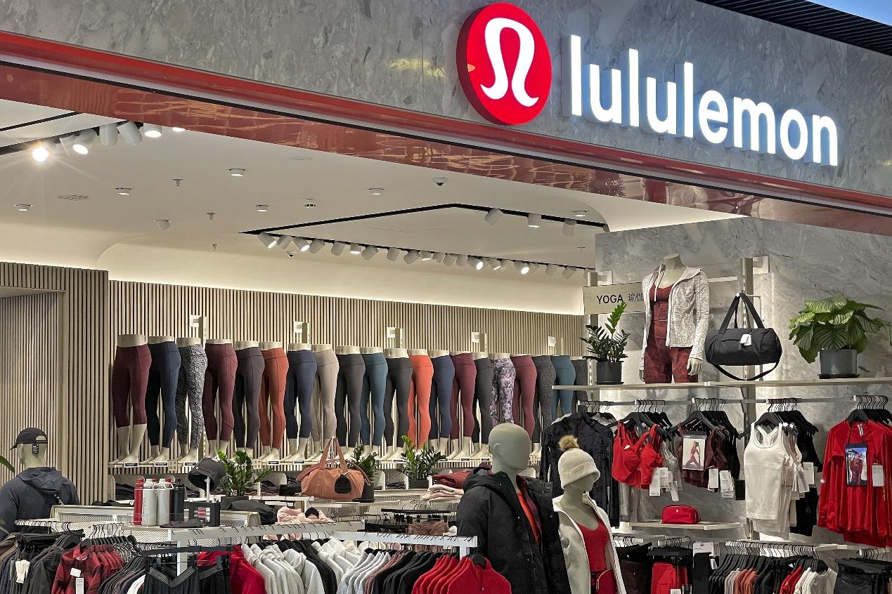 Lululemon is worth 1.6 Adidas, and the credit belongs to the middle ...
