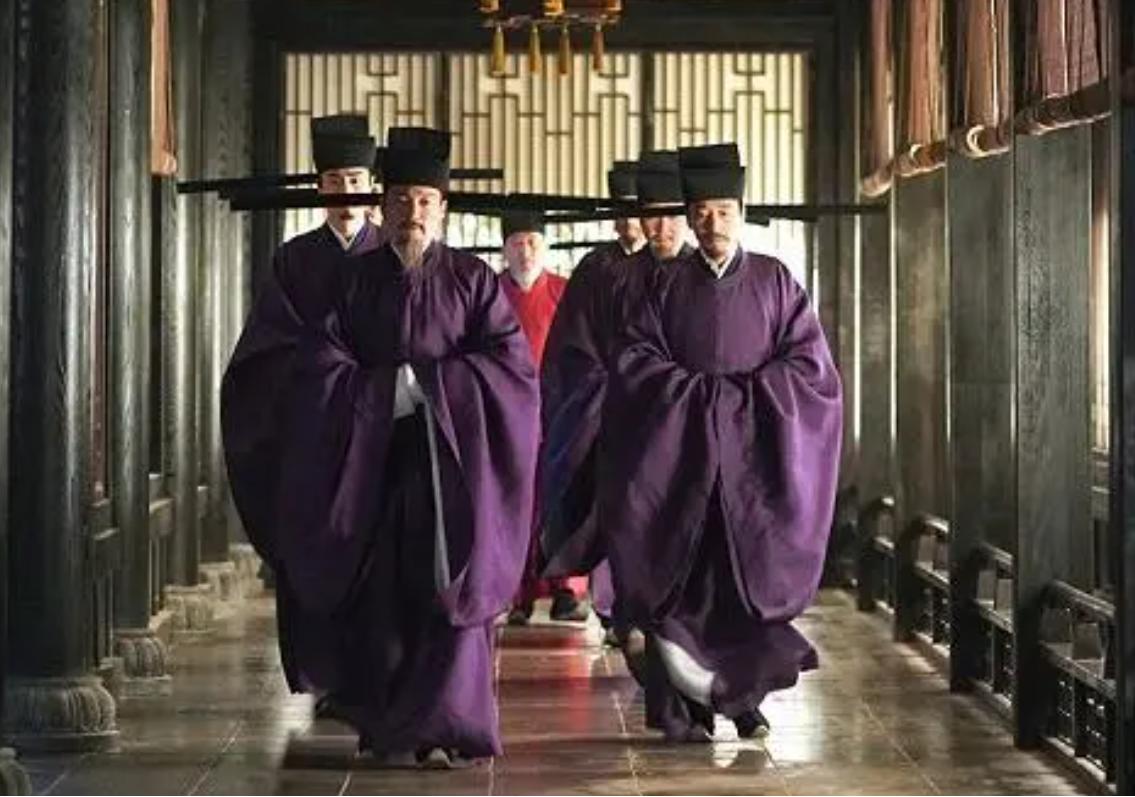 A Brief Analysis of the System of Turning to the Right in the Song ...