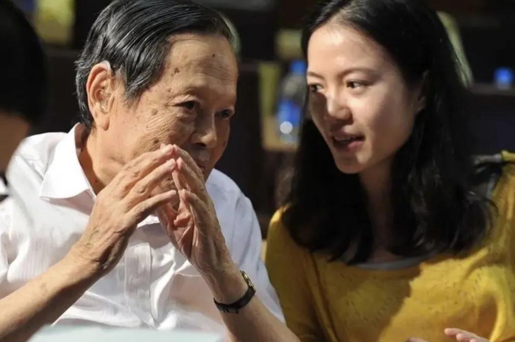 The love between 101-year-old Yang Zhenning and Weng Fan spanning half a century has to be ...