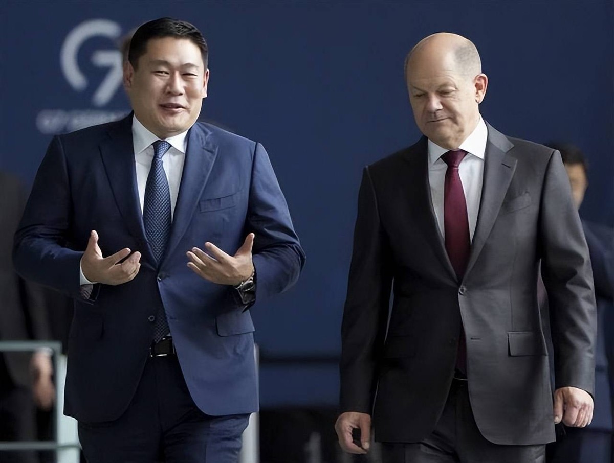 Macron's special plane flew to the rear of China and Russia, Mongolia's ...