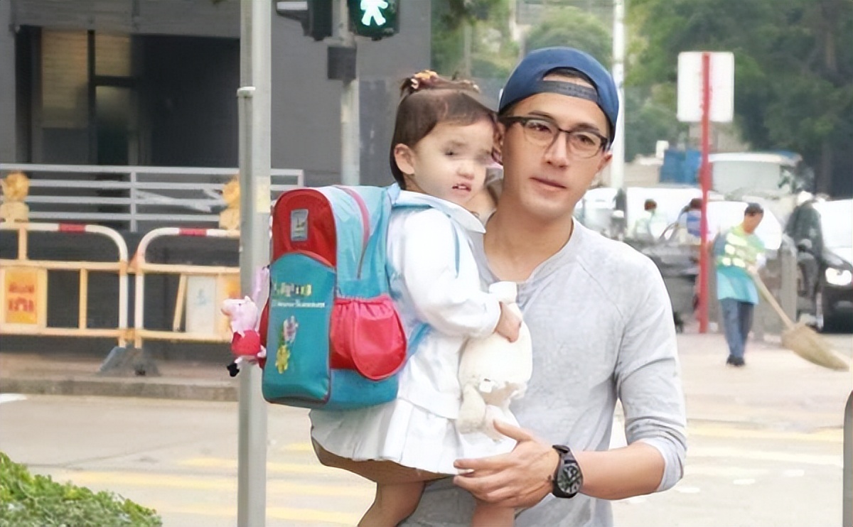 Hawick Lau's father fiercely praised his new daughter-in-law, and what ...