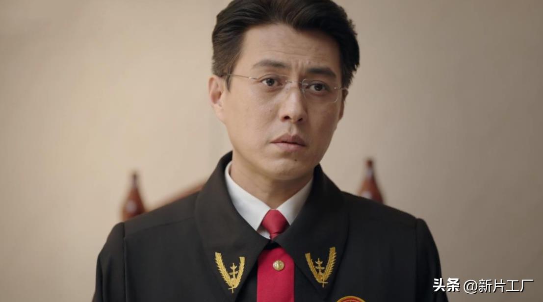 "The Bottom Line" held a man and a woman, Cheng Yi met a good opponent ...