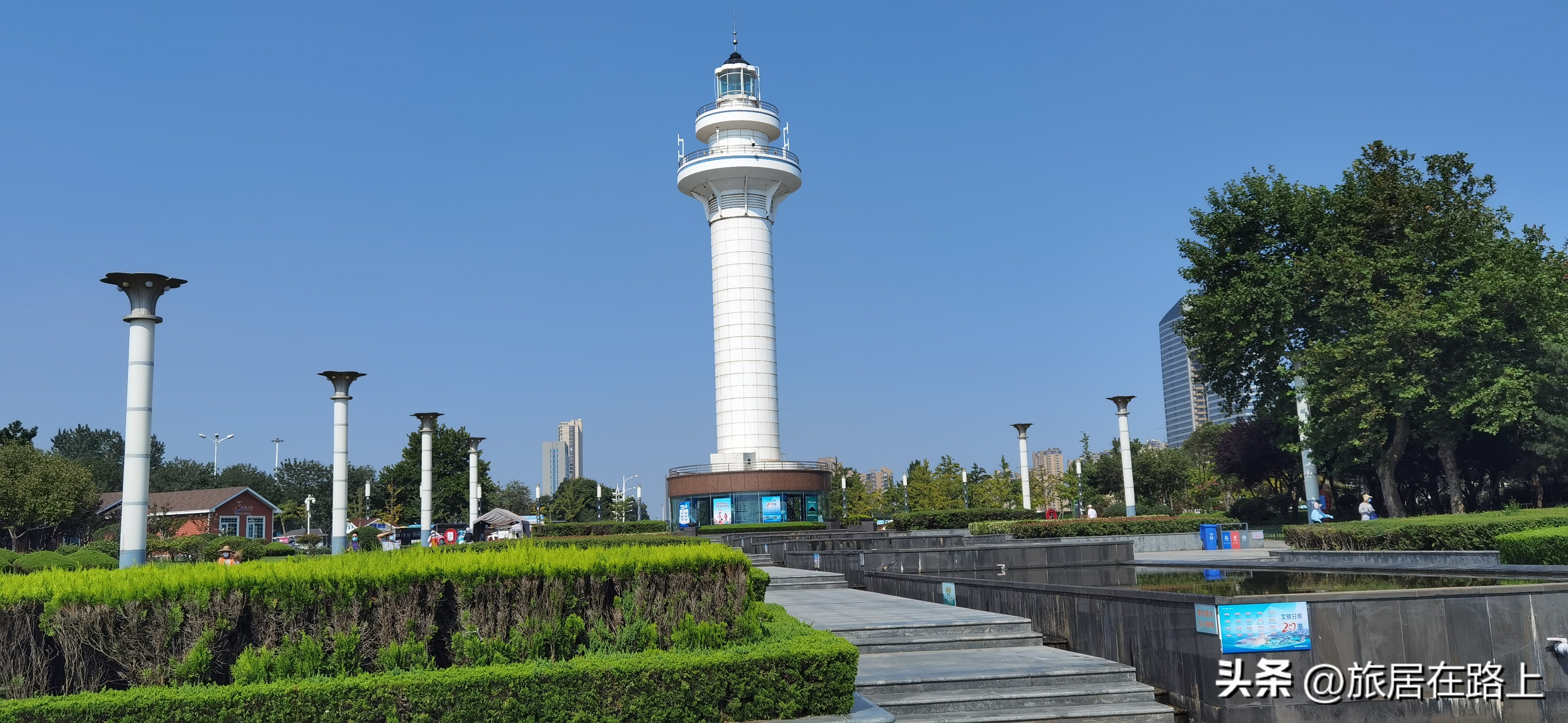 Rizhao Lighthouse Scenic Spot, the ancient lighthouse and the World ...