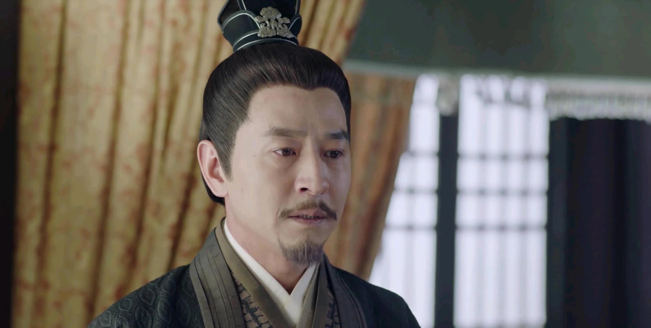 Under the Brocade: Lu Yi said that Yan Shifan stepped on himself, but in fact, Lu Yi thought too ...