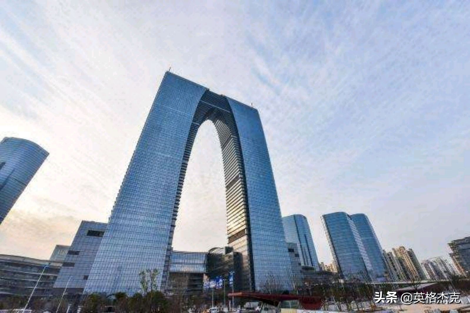 The "Pants Building" in Suzhou has a very special shape. German ...