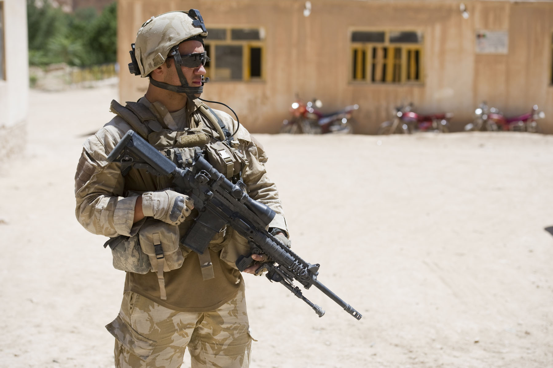 LMT MARS-L Heavy Duty Modular Bilateral Operation Rifle - iNEWS