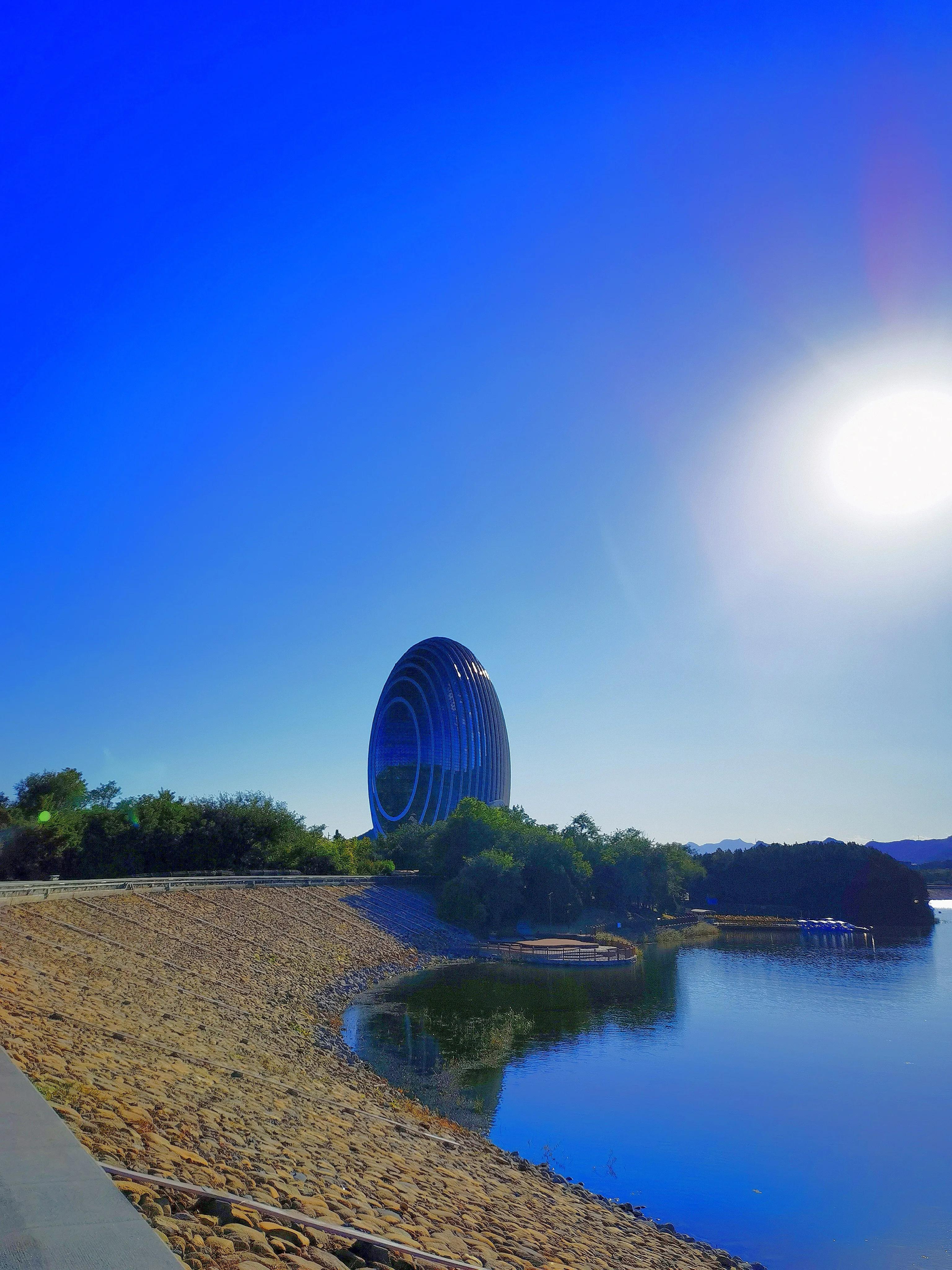 Yanqi Lake Cycling Tour - iNEWS