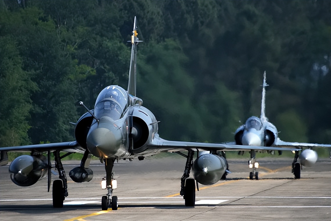 What are the differences between Mirage 2000-9 and Mirage 2000-5 - iNEWS