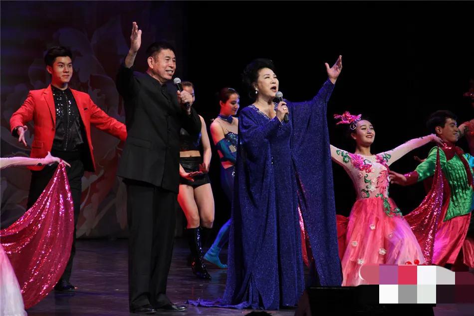 Love entanglement between singer Cheng Zhi and his two wives - iNEWS