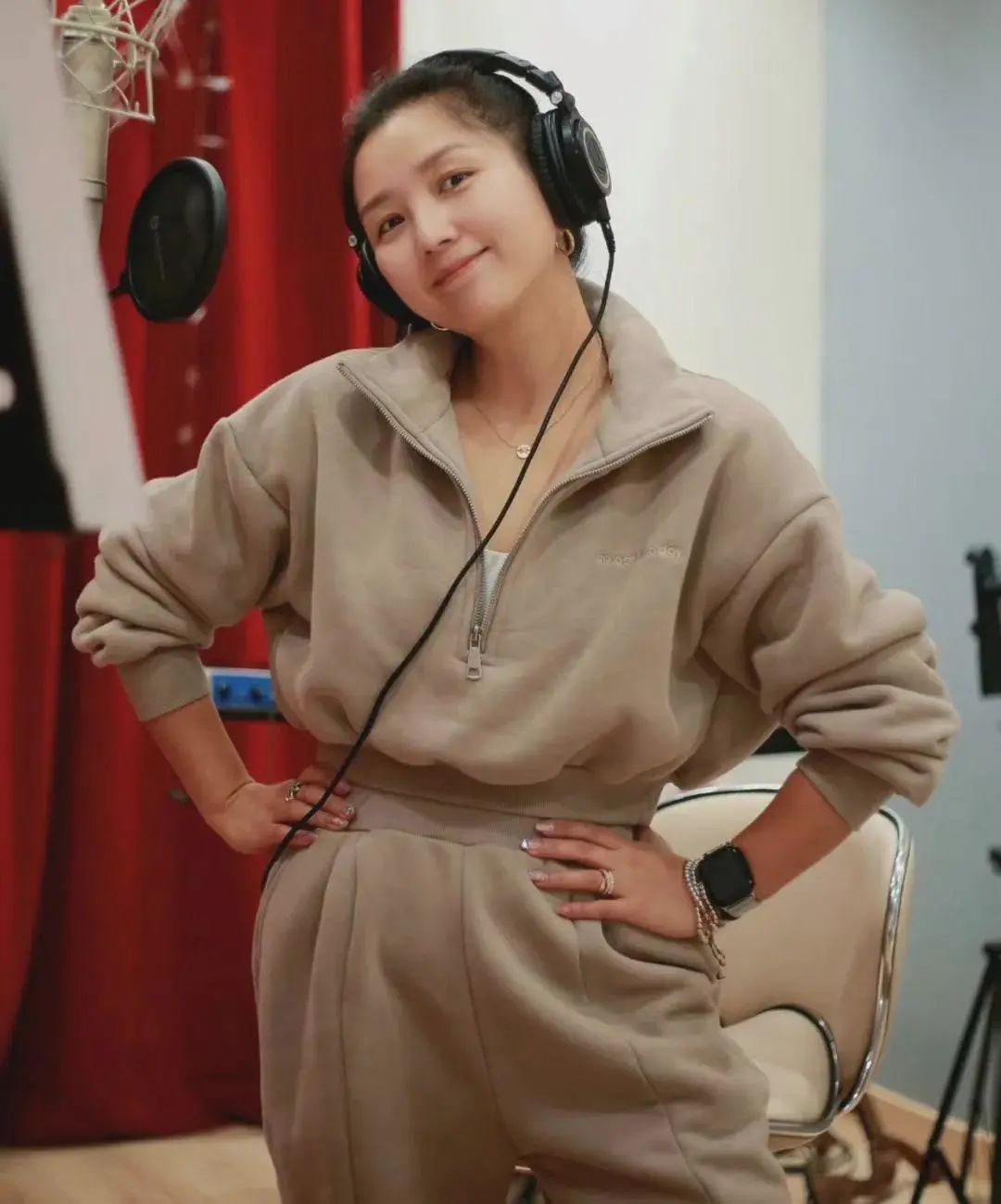 He Jie lost weight and still has a short figure, but she is more ...