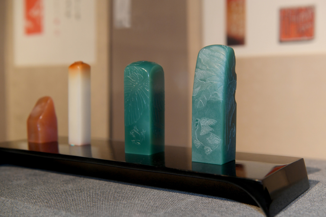 "Pondering" Interesting Wuxi Building - Understanding Chinese Sculpture ...