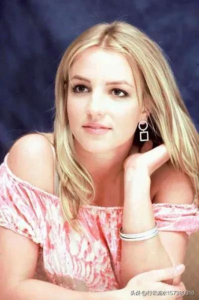 "Little Sweet" Britney Photo Album - iMedia