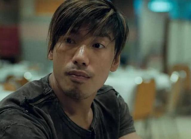 The 4 male stars who are most like "gangster" actors are not even Sun ...