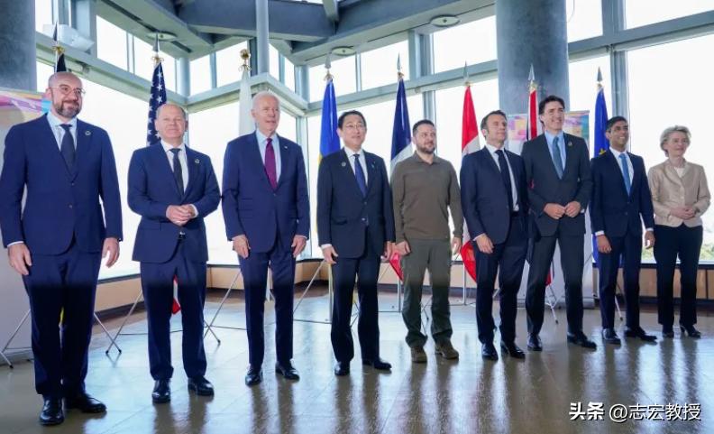 As the confrontation escalated, NATO began to formulate a plan to "go ...