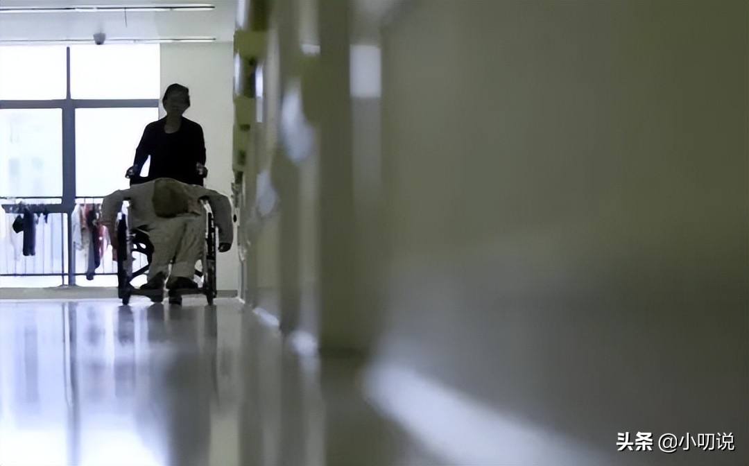 The folded man Li Hua was shattered four times and implanted with 22 ...