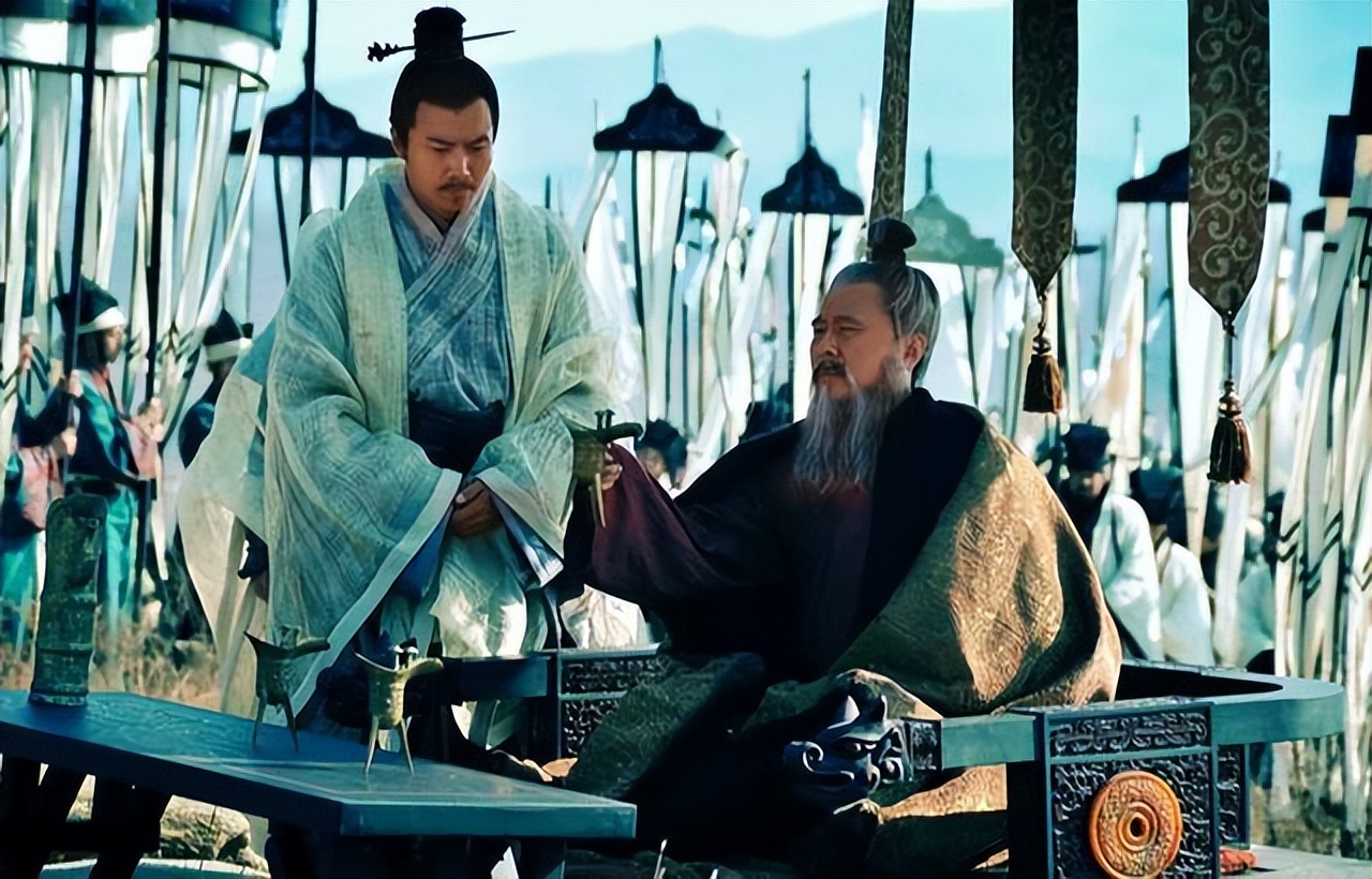 Cao Cao likes Cao Zhi very much, but why not let him inherit the crown ...