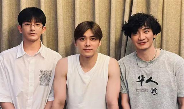 Eight months after Li Yifeng's prostitution, Liu Xuan's husband revealed his recent situation ...