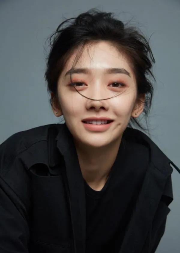 Wang Yinglu's beautiful picture - iNEWS