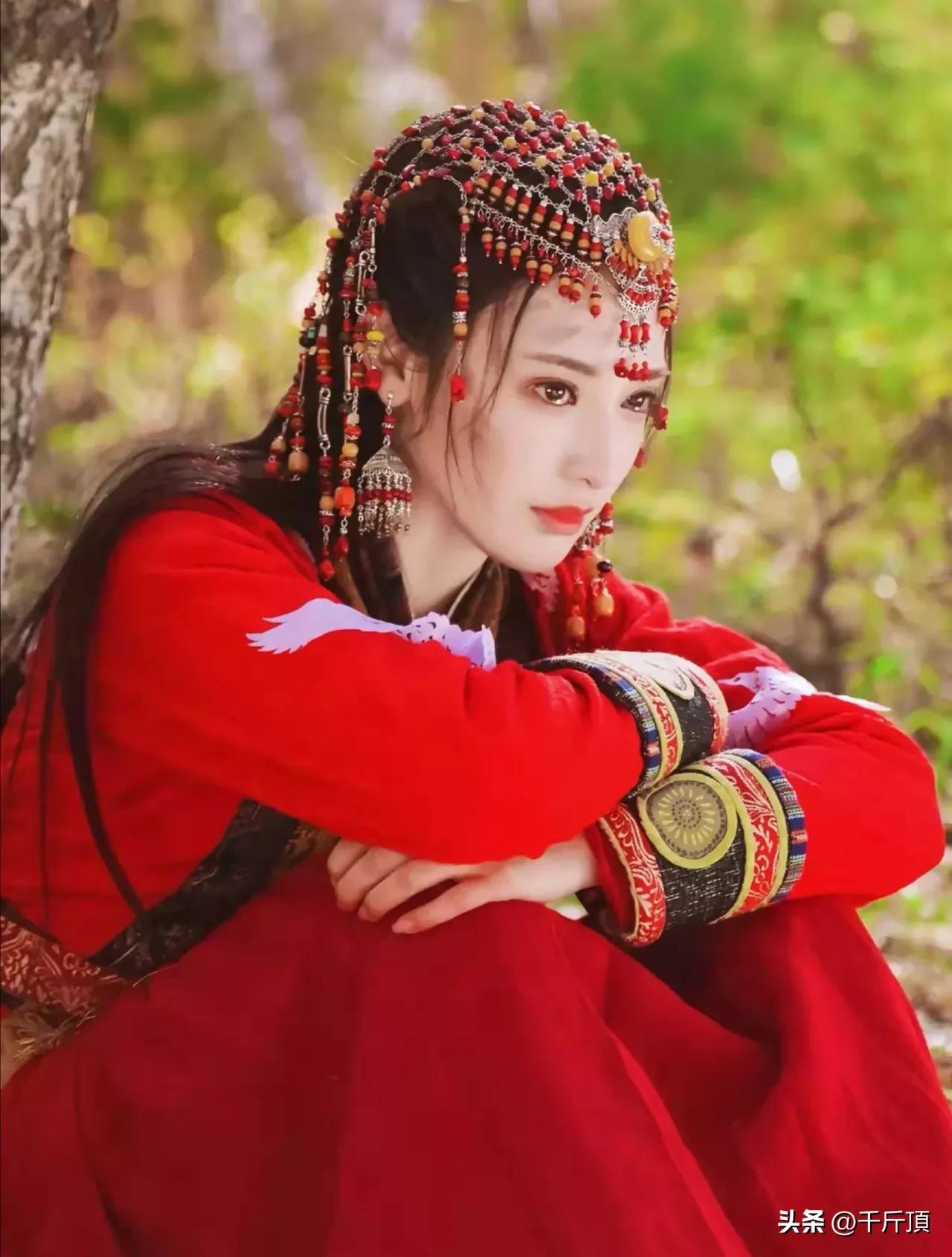 Xiao Sa dances and thinks about fragrant dreams, and Qianying is ...