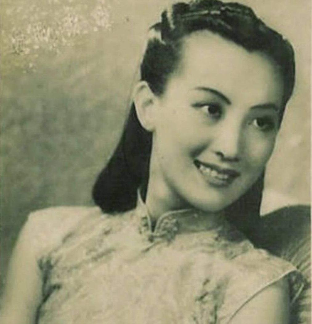 "Queen of Songs" Zhou Xuan: She was abducted and sold by her uncle at ...