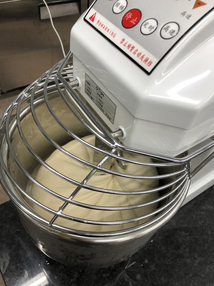 Baking Tutorial: Kobic T38L Japanese Sea Salt Rolls - iNEWS