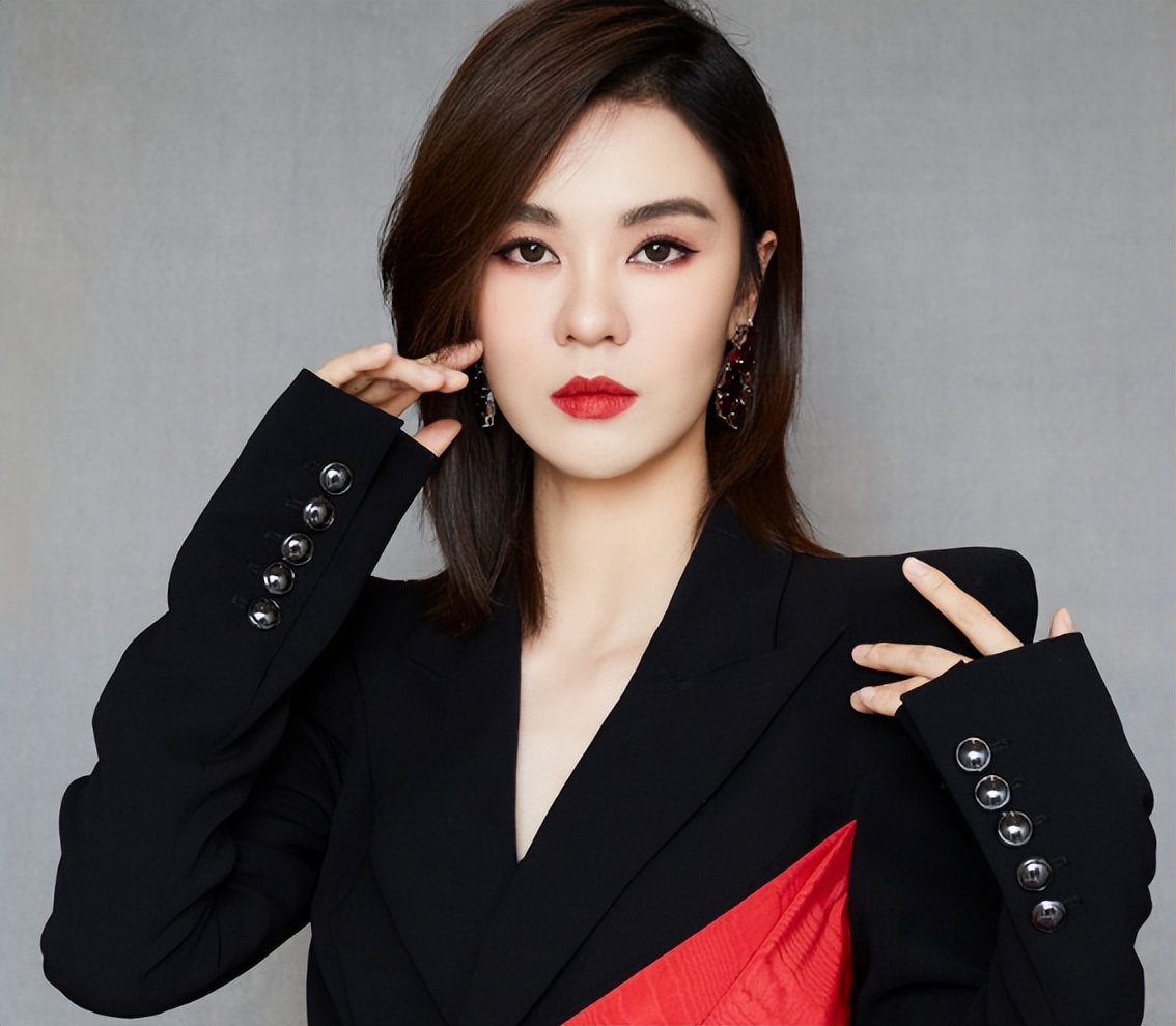 Yu Kewei: He has been tepid for many years since his debut, and became ...