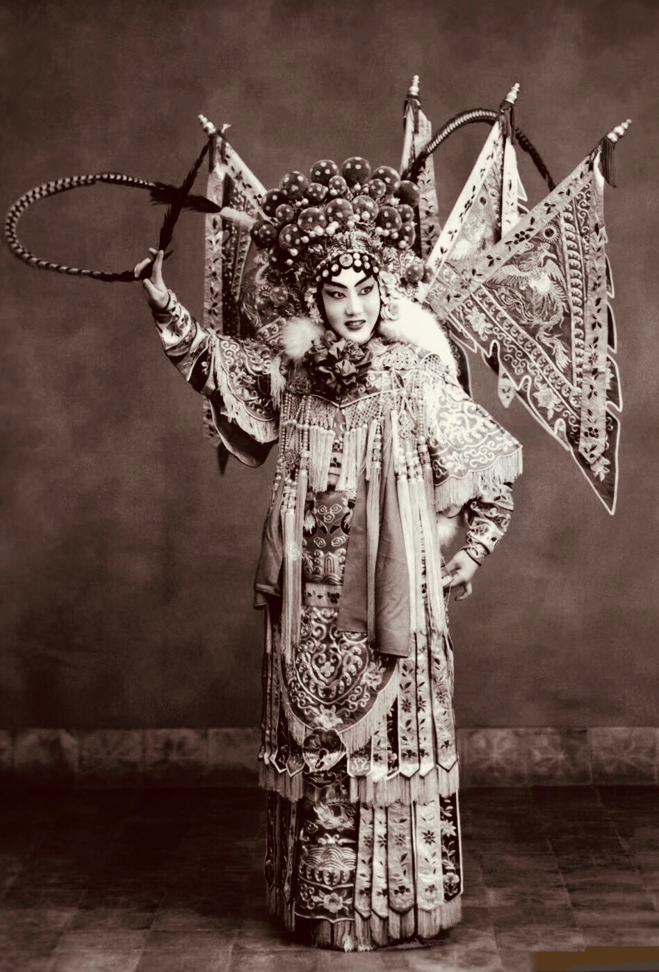 Farewell ceremony for Peking opera artist Sun Yumin, the body was ...