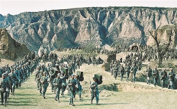 In the battle of the Hundred Regiments, Chen Geng led someone to dig ...