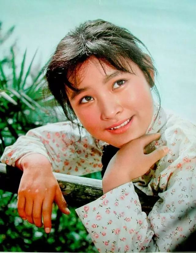 Changed nationality, abandoned and adopted twins, and brought her ...