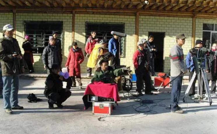 The 53-year-old director Wanma Caidan passed away, and insiders ...