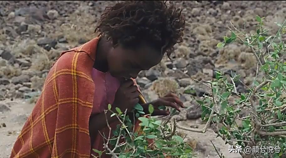The world's first female anti-circumcision, the world's supermodel Leah ...