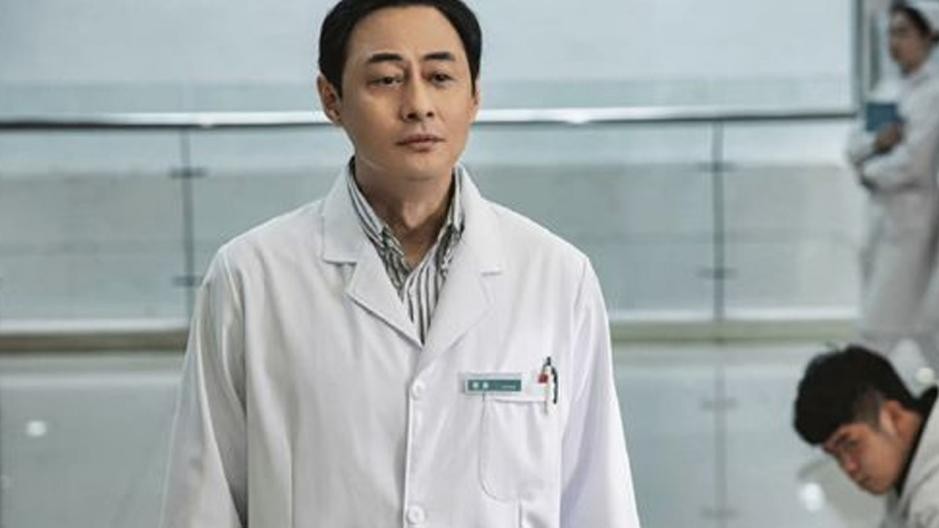 If you only wink, don't act, the three veteran actors in "The Bottom ...