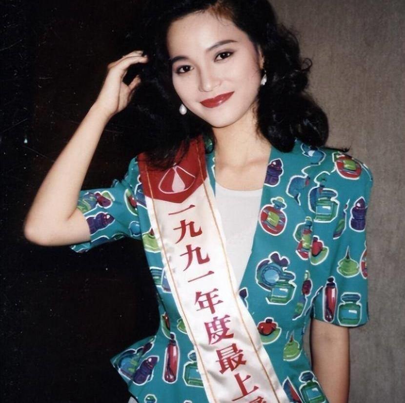 Fan Yimin: Wu Jing fell in love with her, Luo Zhaohui loved her, He ...