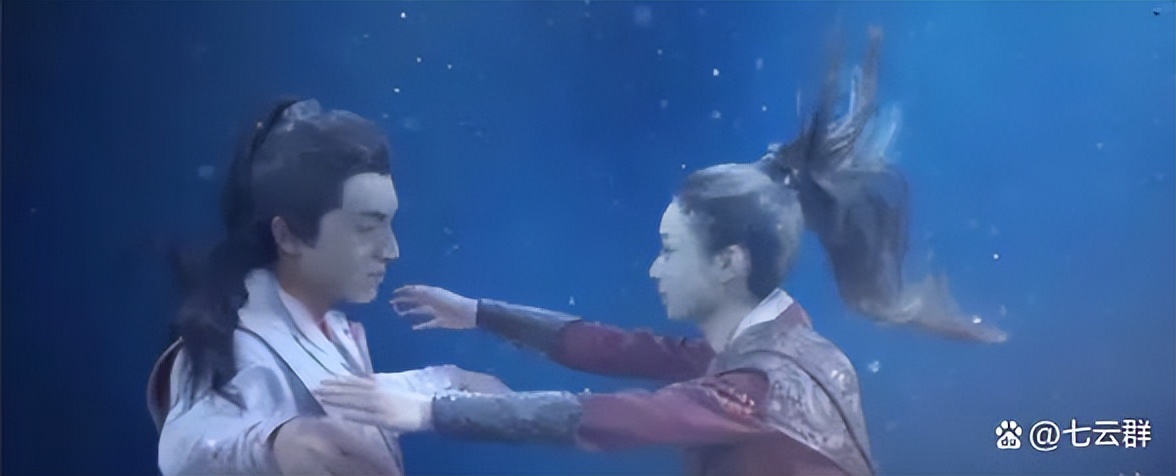 Zhao Liying and Lin Gengxin's new drama [Yu Feng Xing] looked at each ...