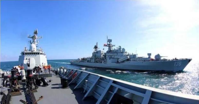 136 Hangzhou Ship: Participated in a confrontation training in a ...