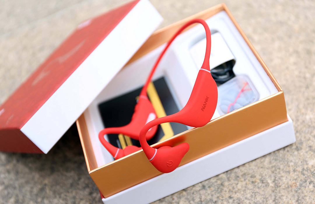 How about bone conduction earphone calls, and share some earphones with ...