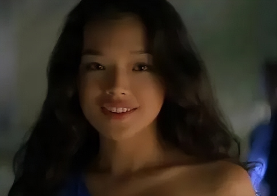 Shu Qi went to Liming's house to spend the night, and was followed by ...