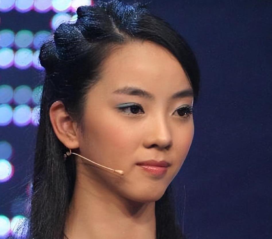 CCTV host Li Sisi officially announced her resignation! The real reason ...