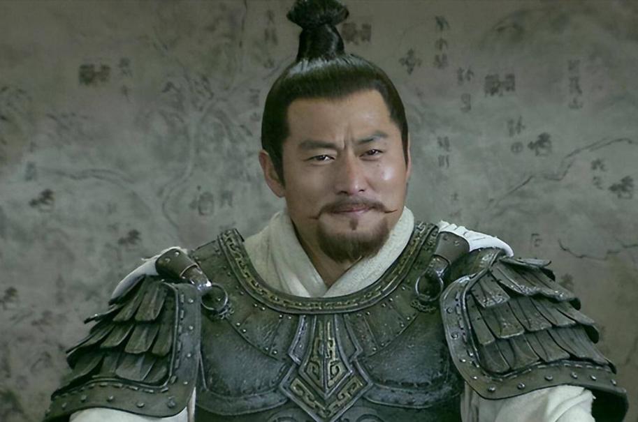 When Guan Yu beheaded Hua Xiong, there were at least 4 masters standing ...