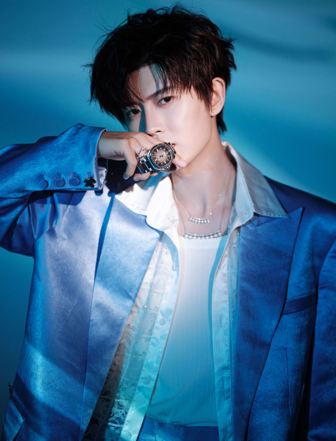 Ren Jialun's recent photo style is very Wei Zhao - iMedia