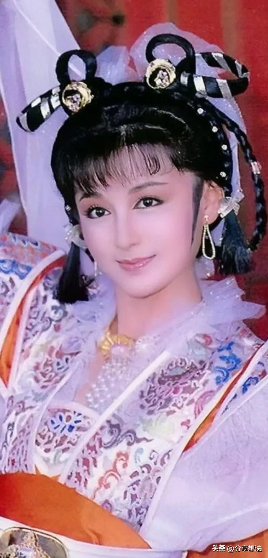 Old photos of Pan Yingzi - iNEWS