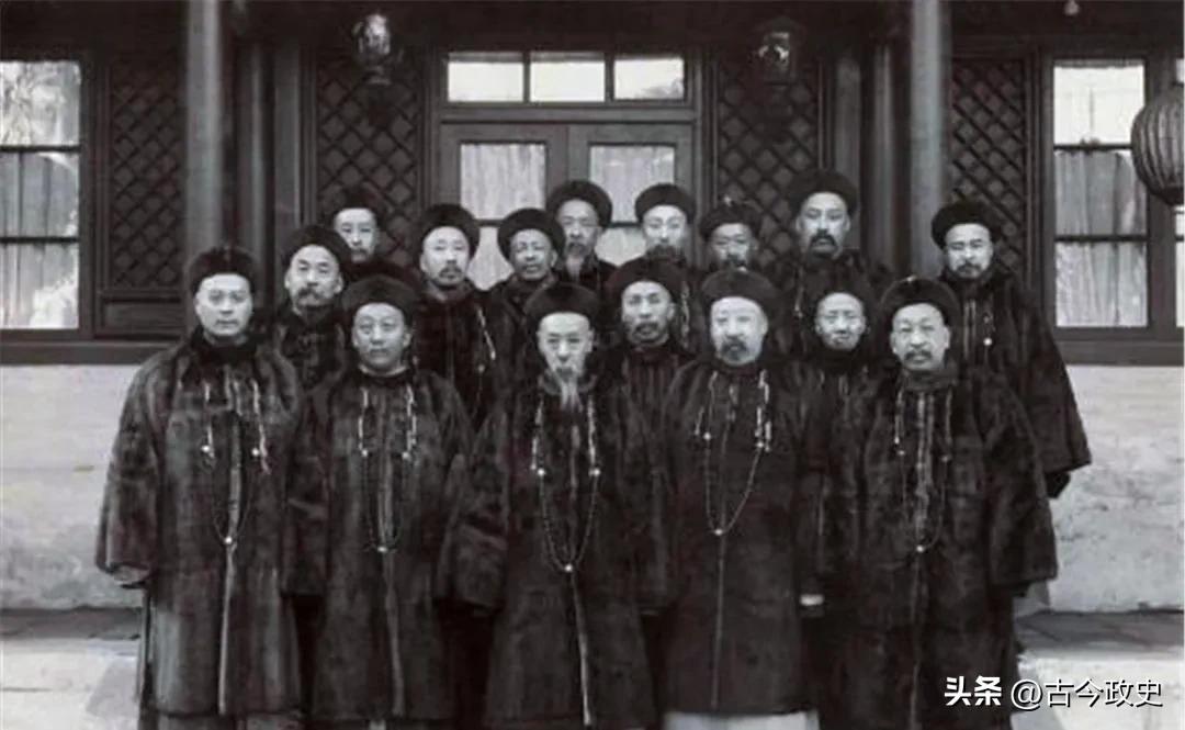 Chinese historical events - the preparation of the constitution of the ...