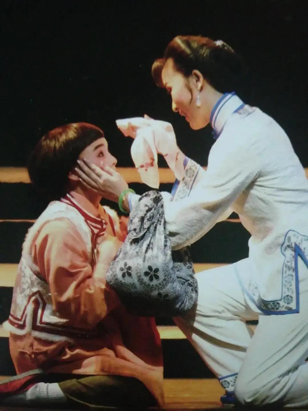 In 2006, Jiang Wenli's "sister-in-law Yuqing" was criticized, and she ...