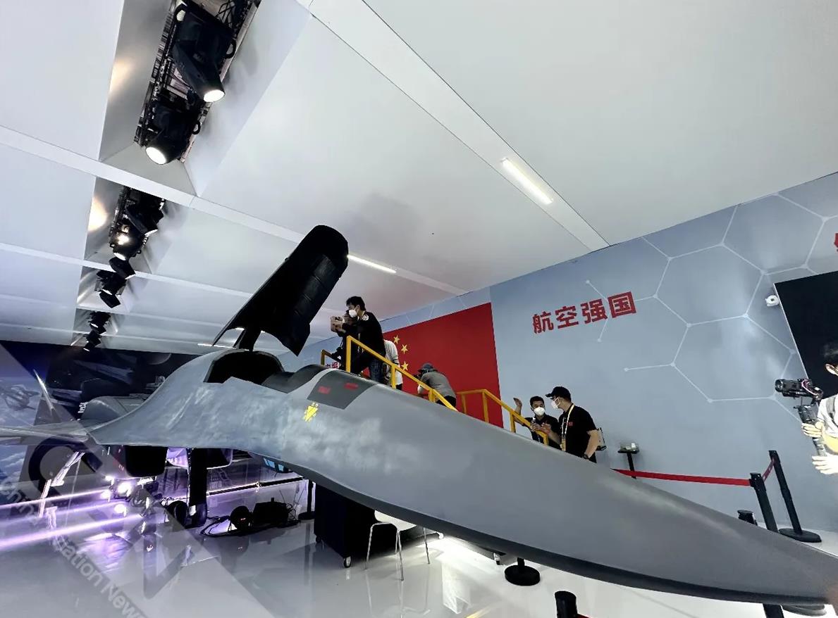 The interior of the Baidi fighter is exposed, including display screens ...