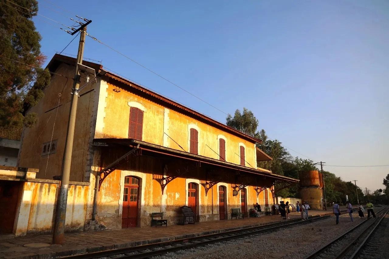 Mengzi—A Journey to the South of Eight Thousand Miles (2) - iNEWS