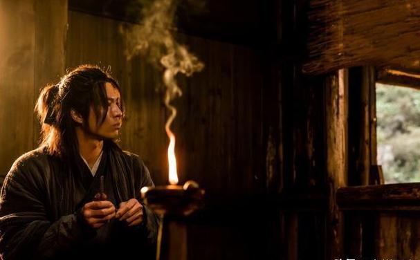 Kuang Heng, who stole the light from the wall, what did he do when he ...