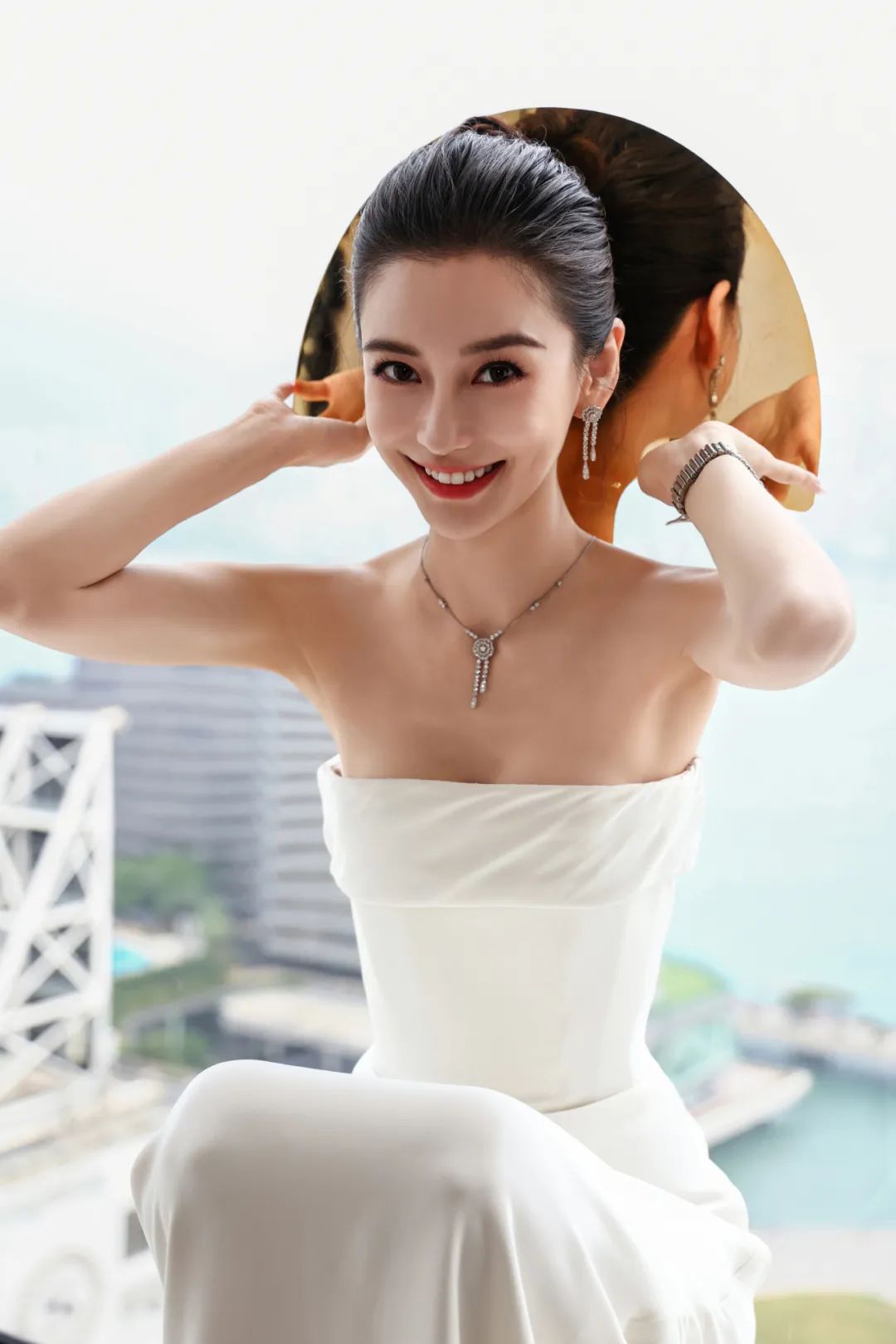 After being banned for 4 months, Angelababy made a high-profile ...
