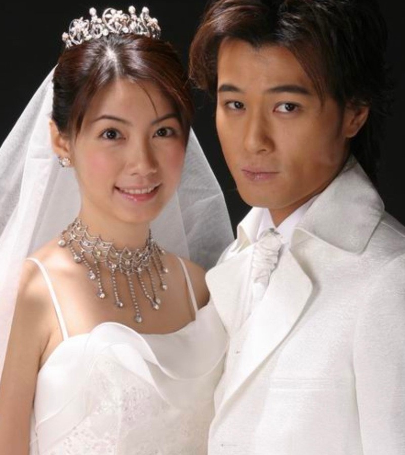 She debuted for 29 years and experienced 14 men. Now she is 45 years old and no one dares to ...