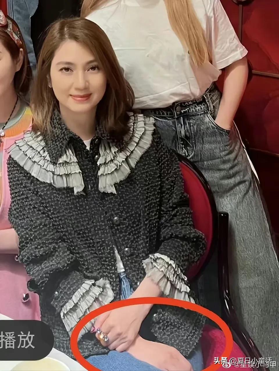 Hong Xin made her first public appearance after the divorce turmoil - iNEWS