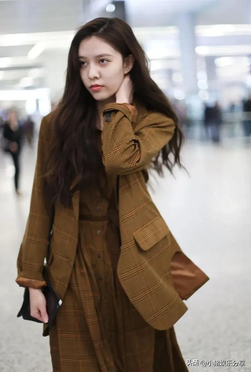 The gossip media broke the news about the three top male romances, Yi ...